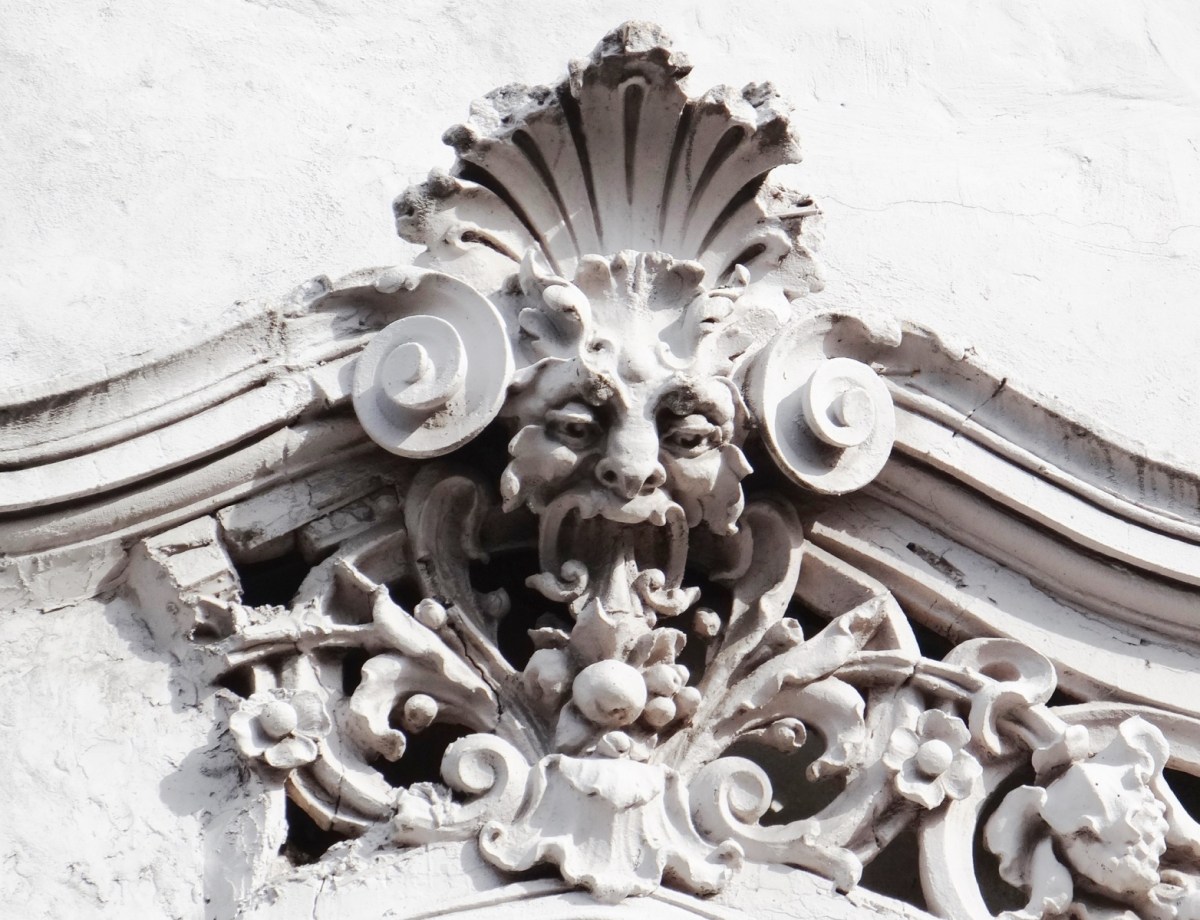 MASCARONES: ROSTROS CURIOSOS EN LOS EDIFICIOS DE BUENOS AIRES – Pablo ...